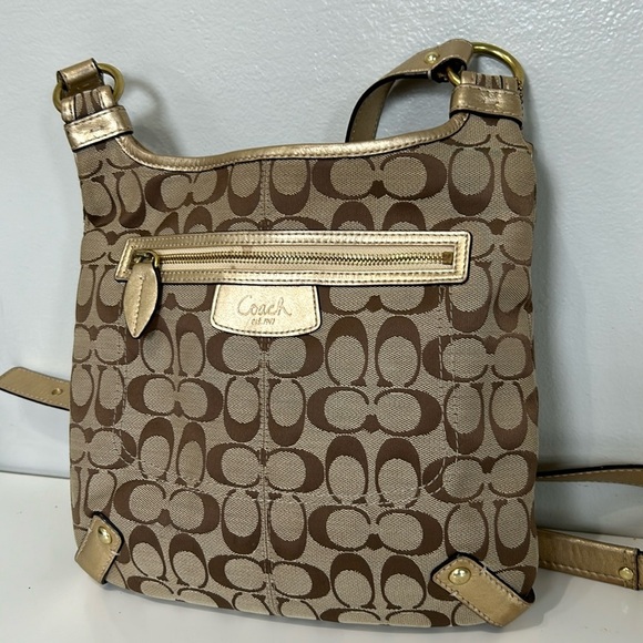 Coach | Bags | Coach Monogram Crossbody Bag With Gold Detailing ...